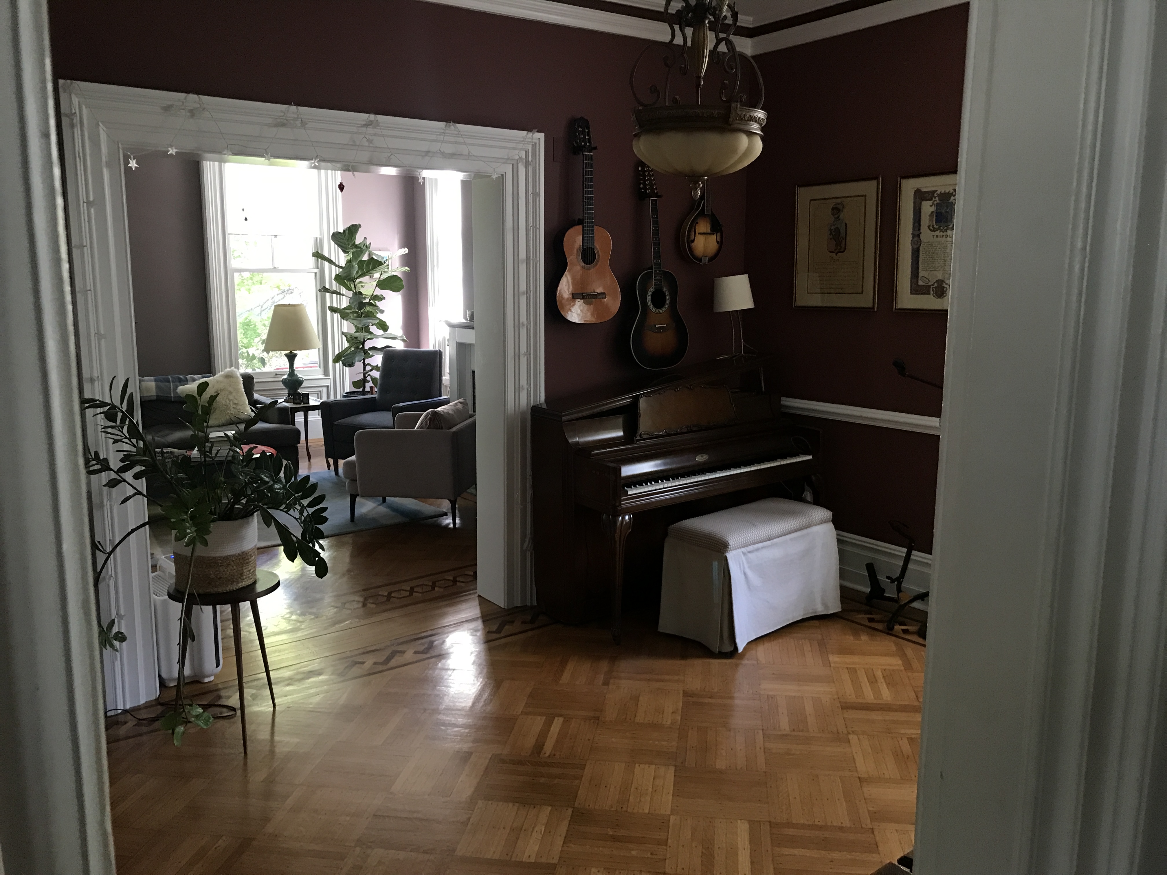 Locations Hub - Historic 1867 Victorian Home