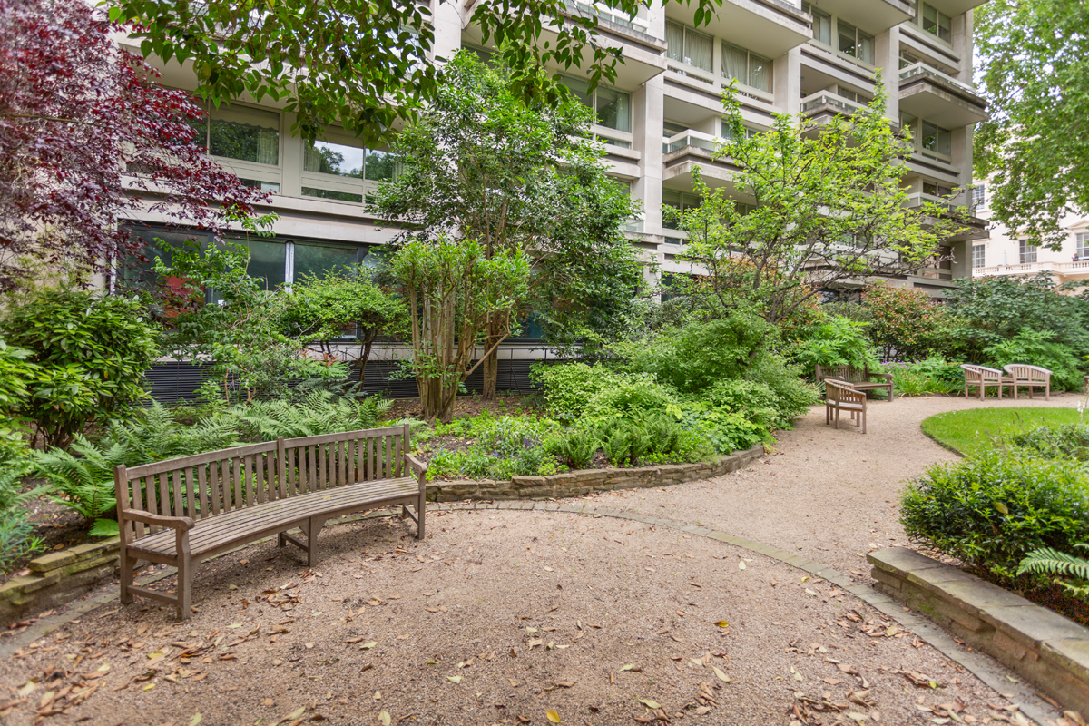 Locations Hub - Waterloo Gardens East