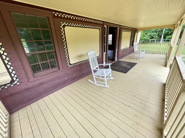 Locations Hub - Chesser-Williams House