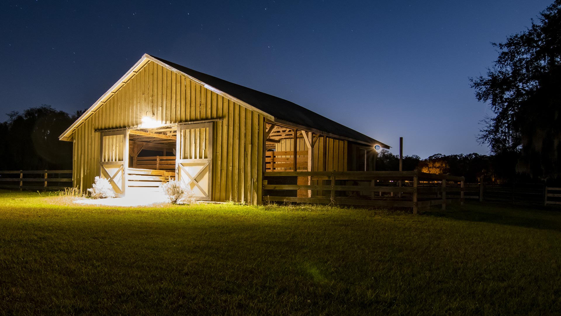 Locations Hub - FAMILY HOBBY-FARM