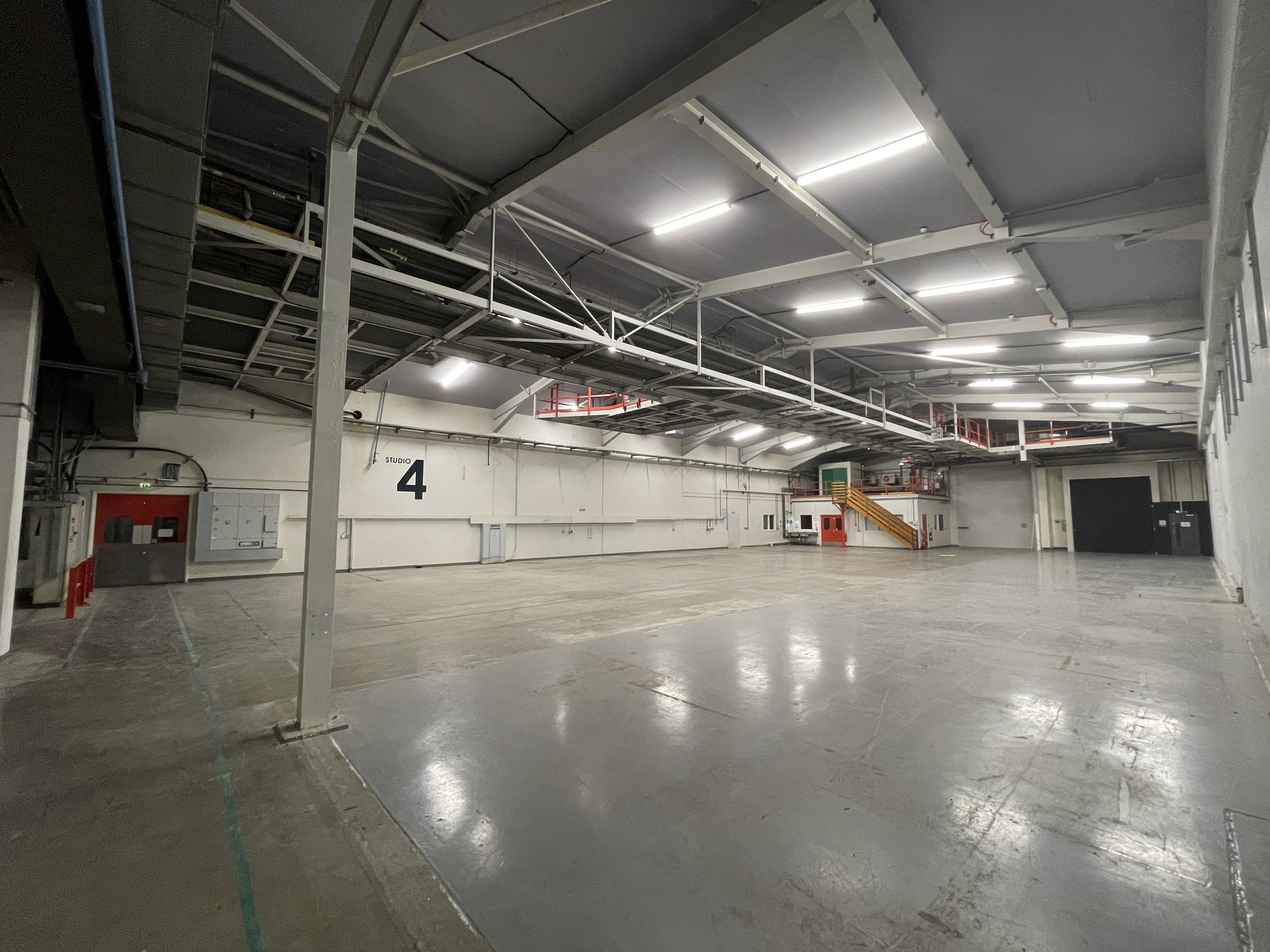 Locations Hub - Multi-Use Site: Set Build Spaces and Warehouses