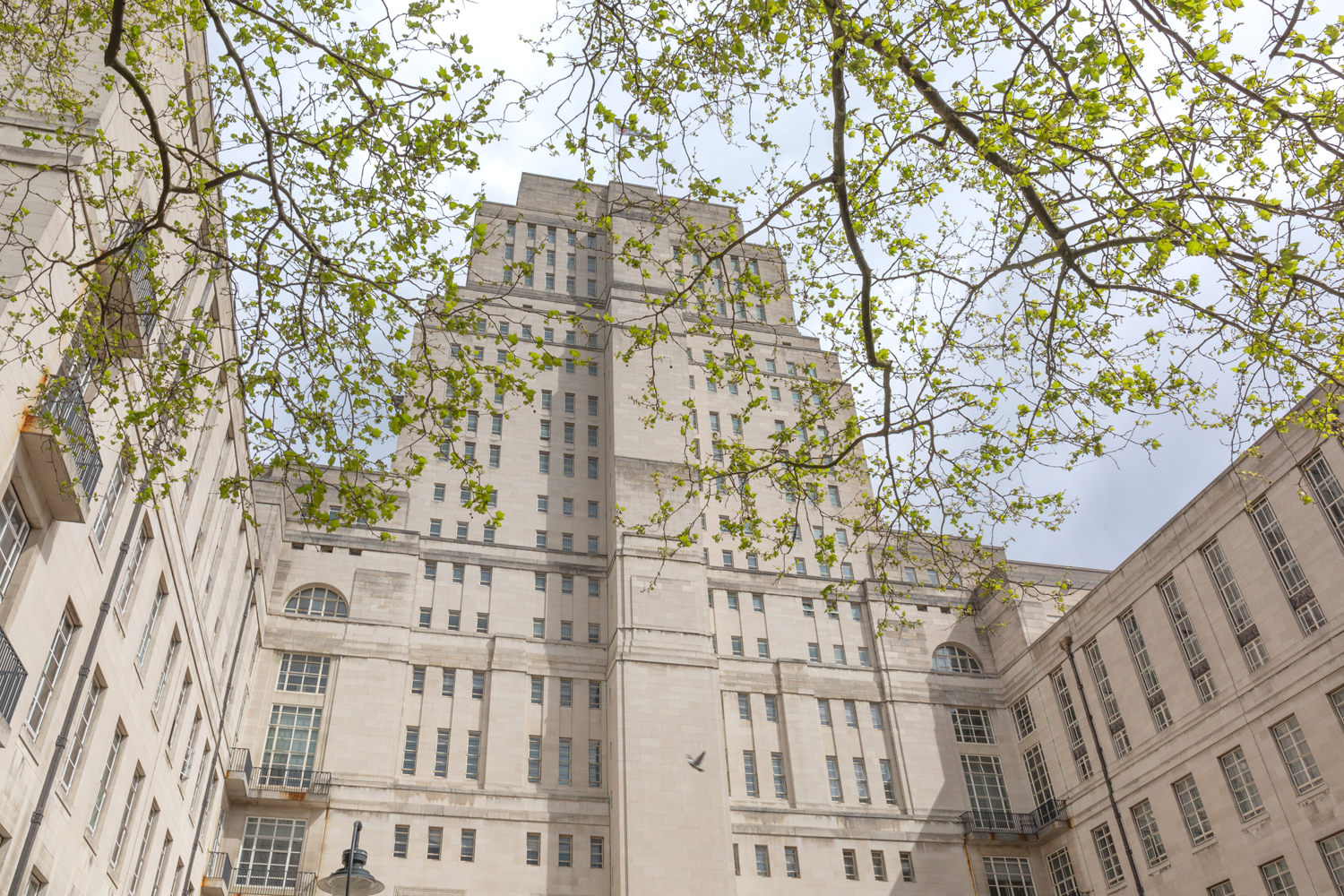 Locations Hub - Senate House - Courtyard