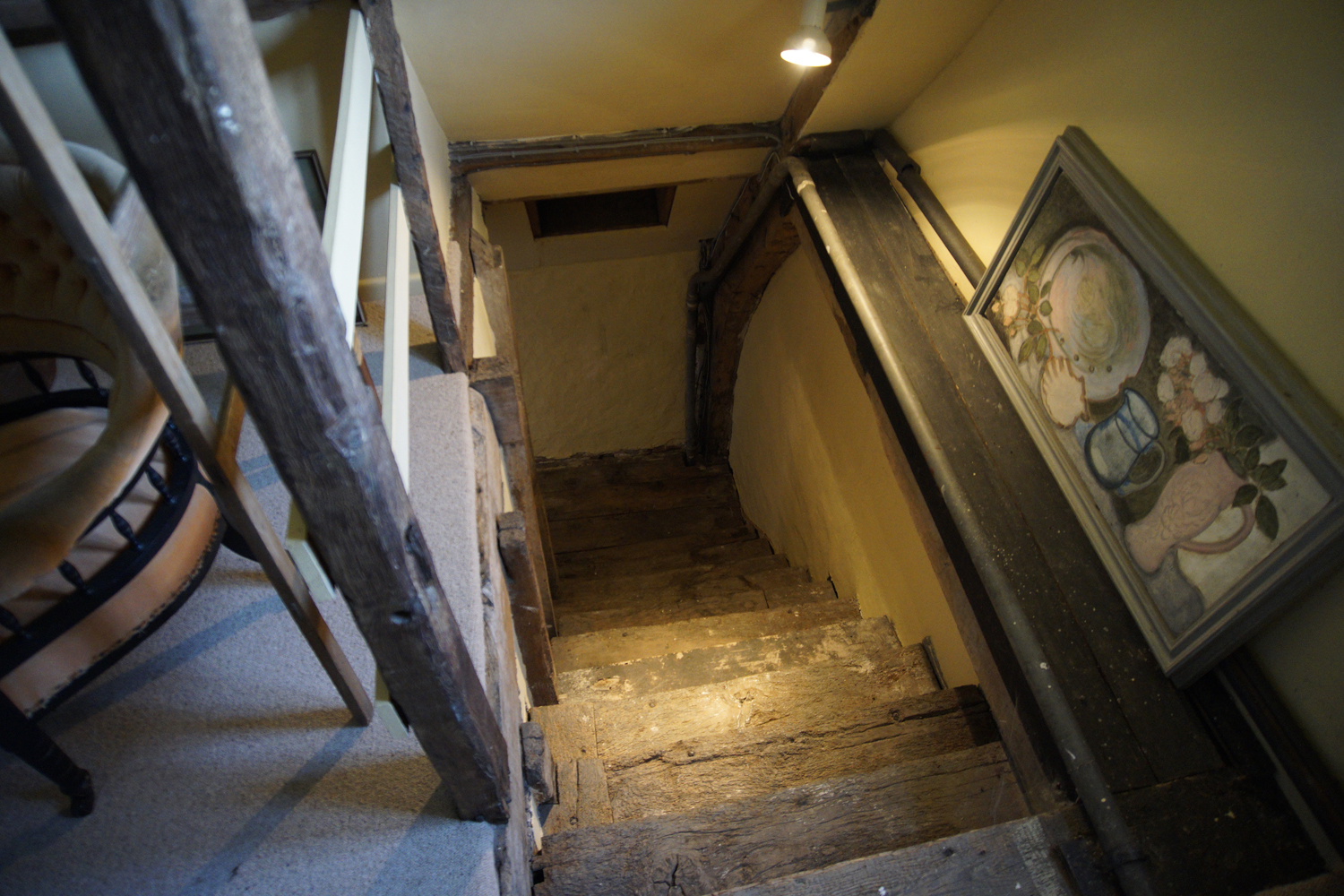 Locations Hub - Roos Hall