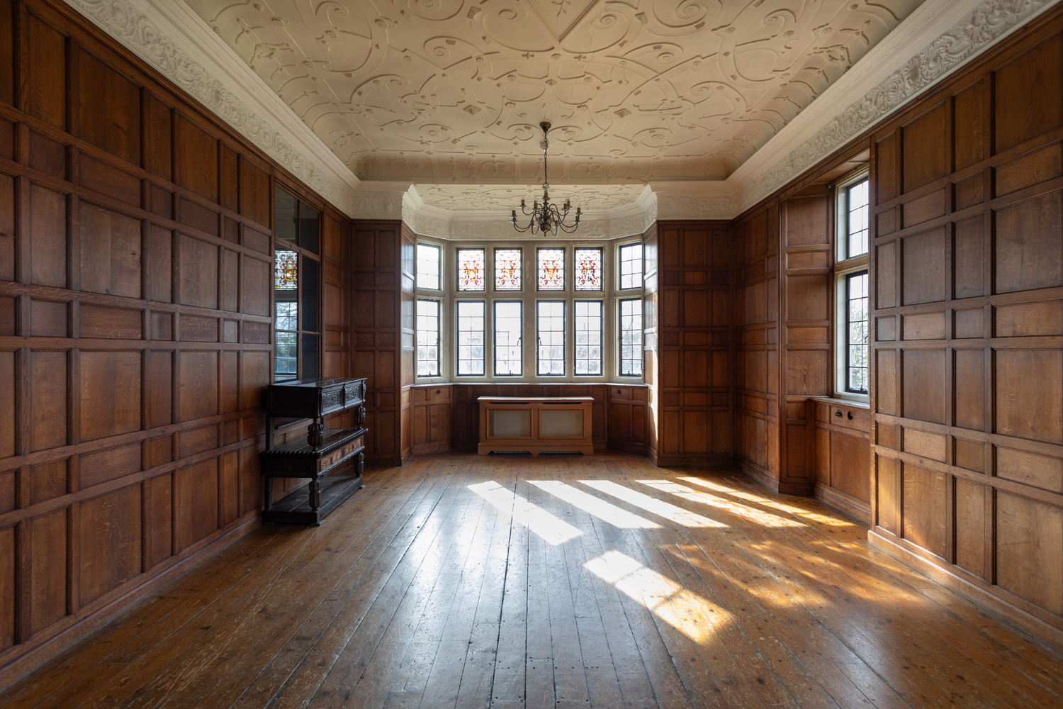 Locations Hub - Charlton House