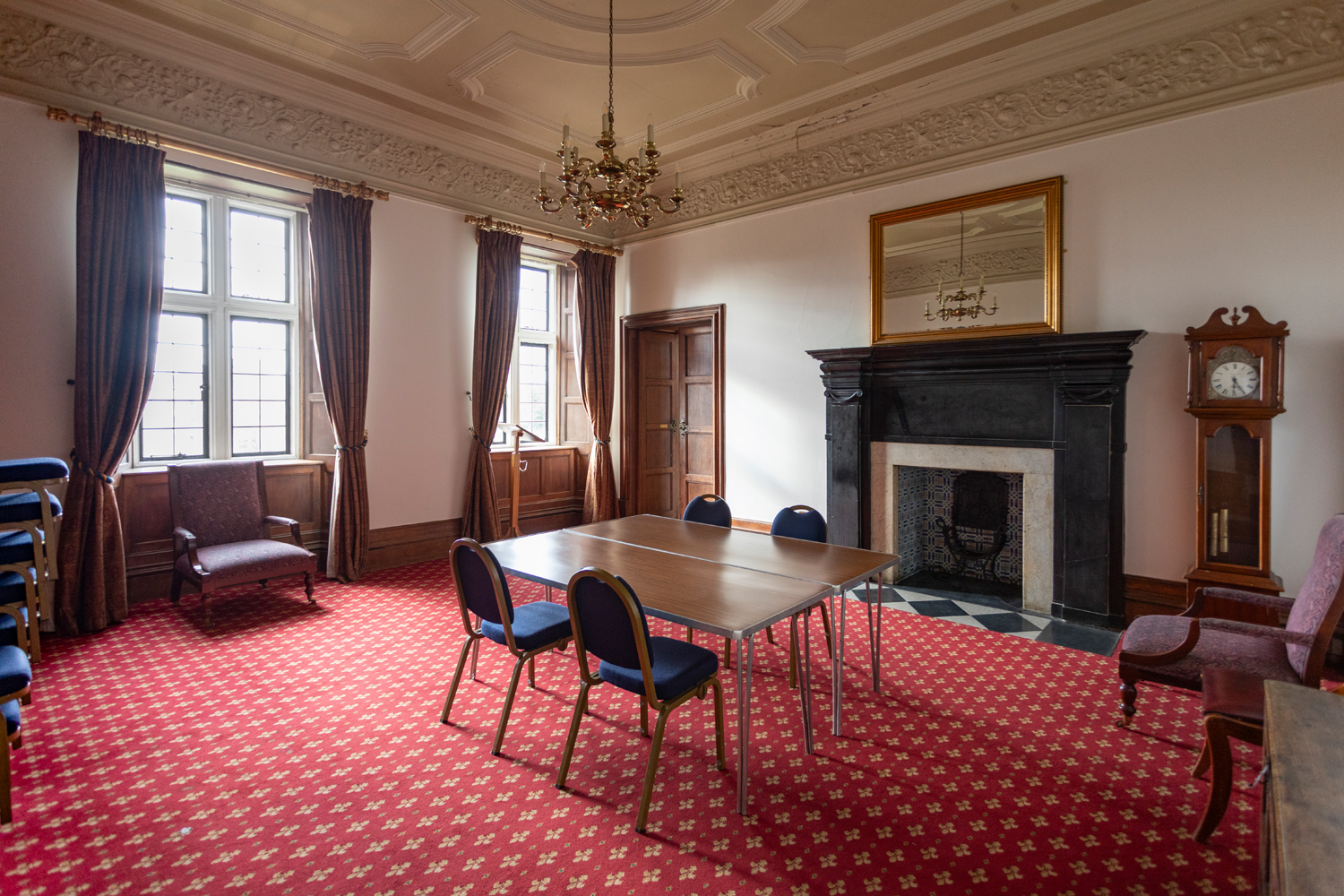 Locations Hub - Charlton House