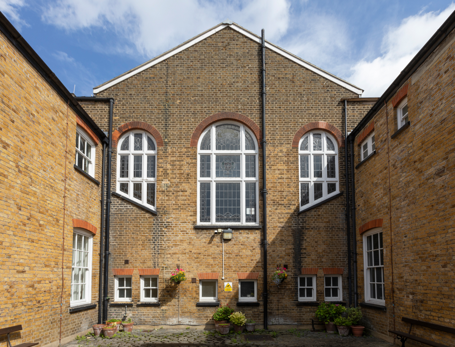 Locations Hub - Tottenham Town Hall - Exteriors