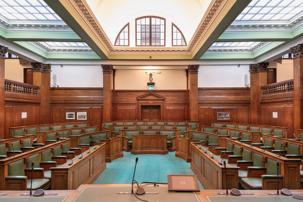 Locations Hub - Camden Town Hall - Council Chamber