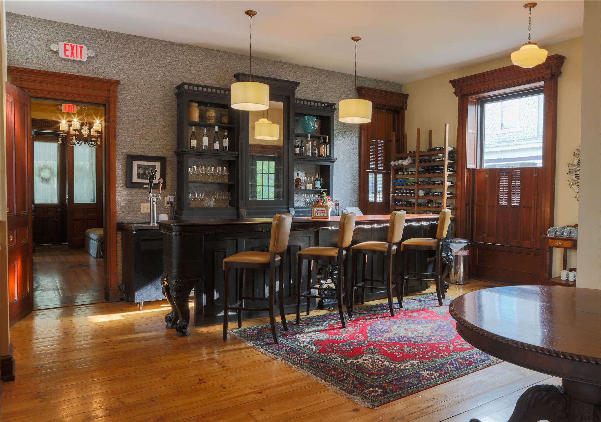 Locations Hub - Historic Upstate NY Inn