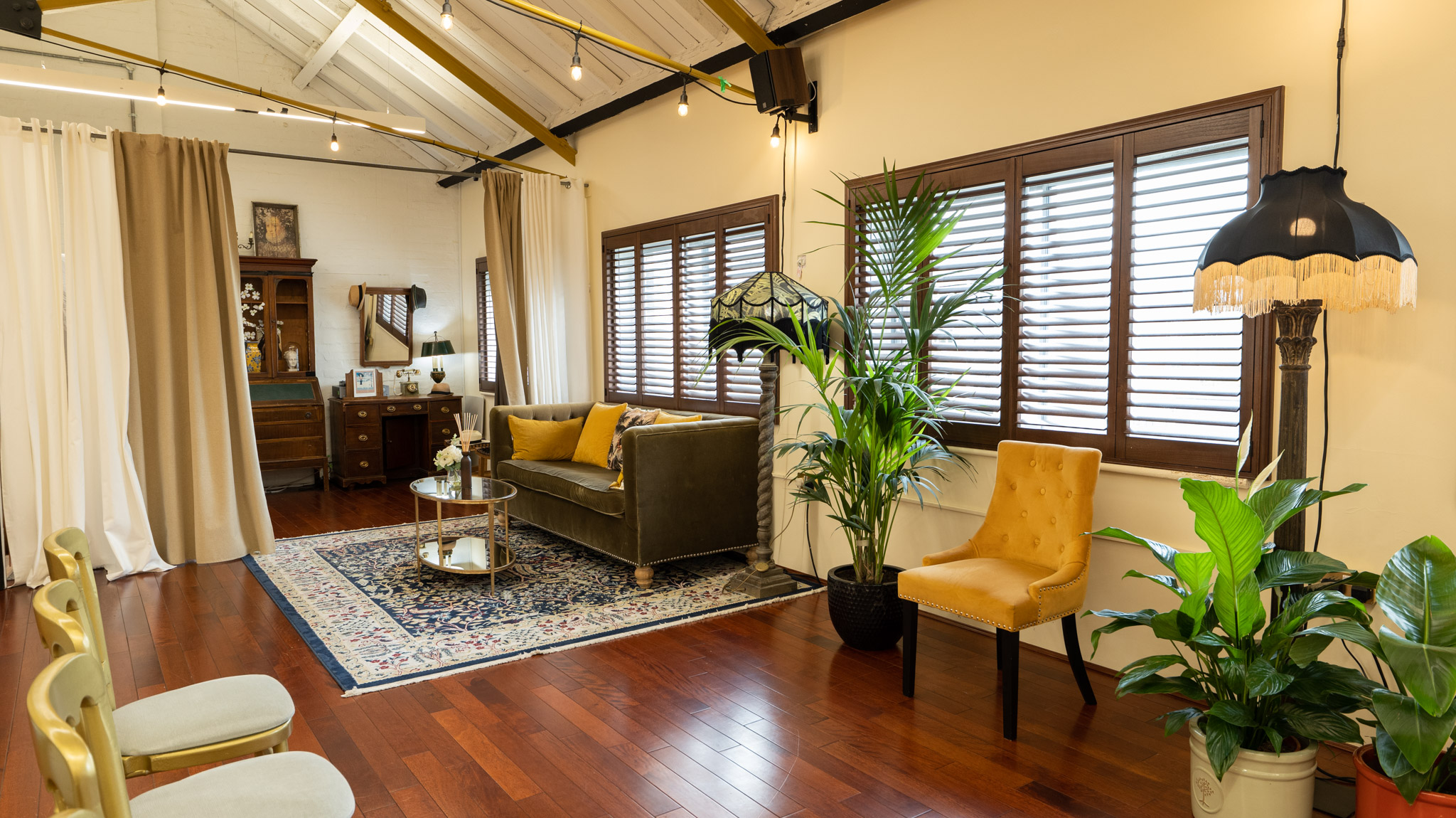 Locations Hub - Old Street Victorian Loft
