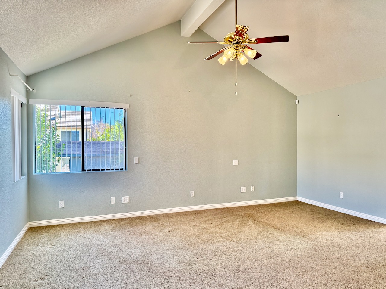 Locations Hub - The Poltergeist Movie House