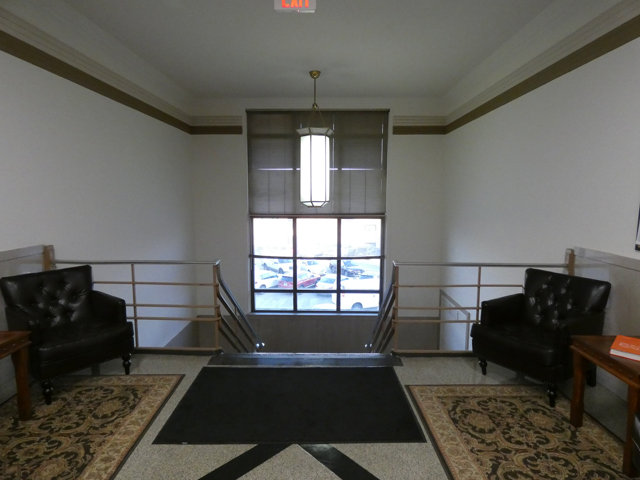 Locations Hub - EP. 13013 - DA's Office