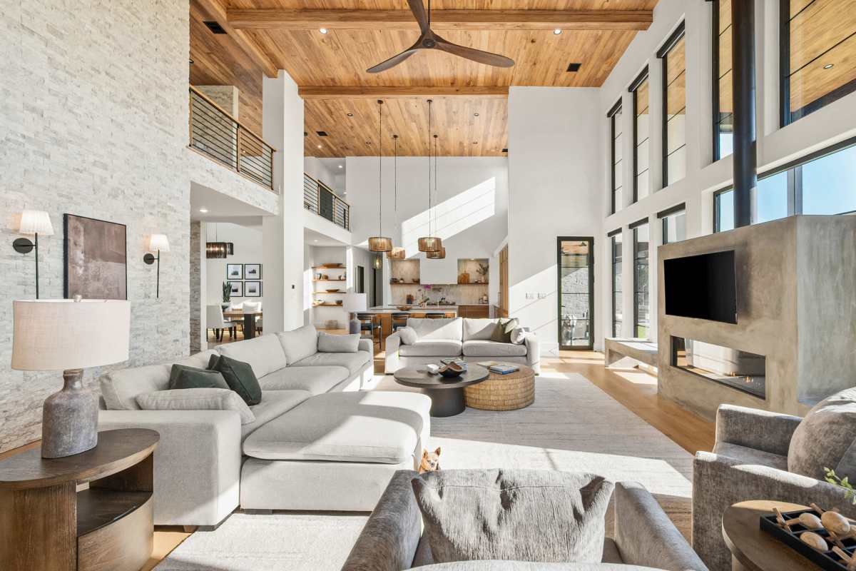 Locations Hub - Kaycee Studio