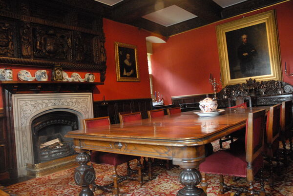 Locations Hub - Pentrehobyn Hall