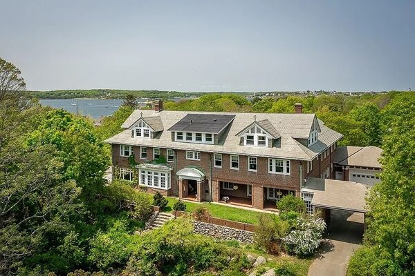 Locations Hub - EDGEMOOR ESTATE