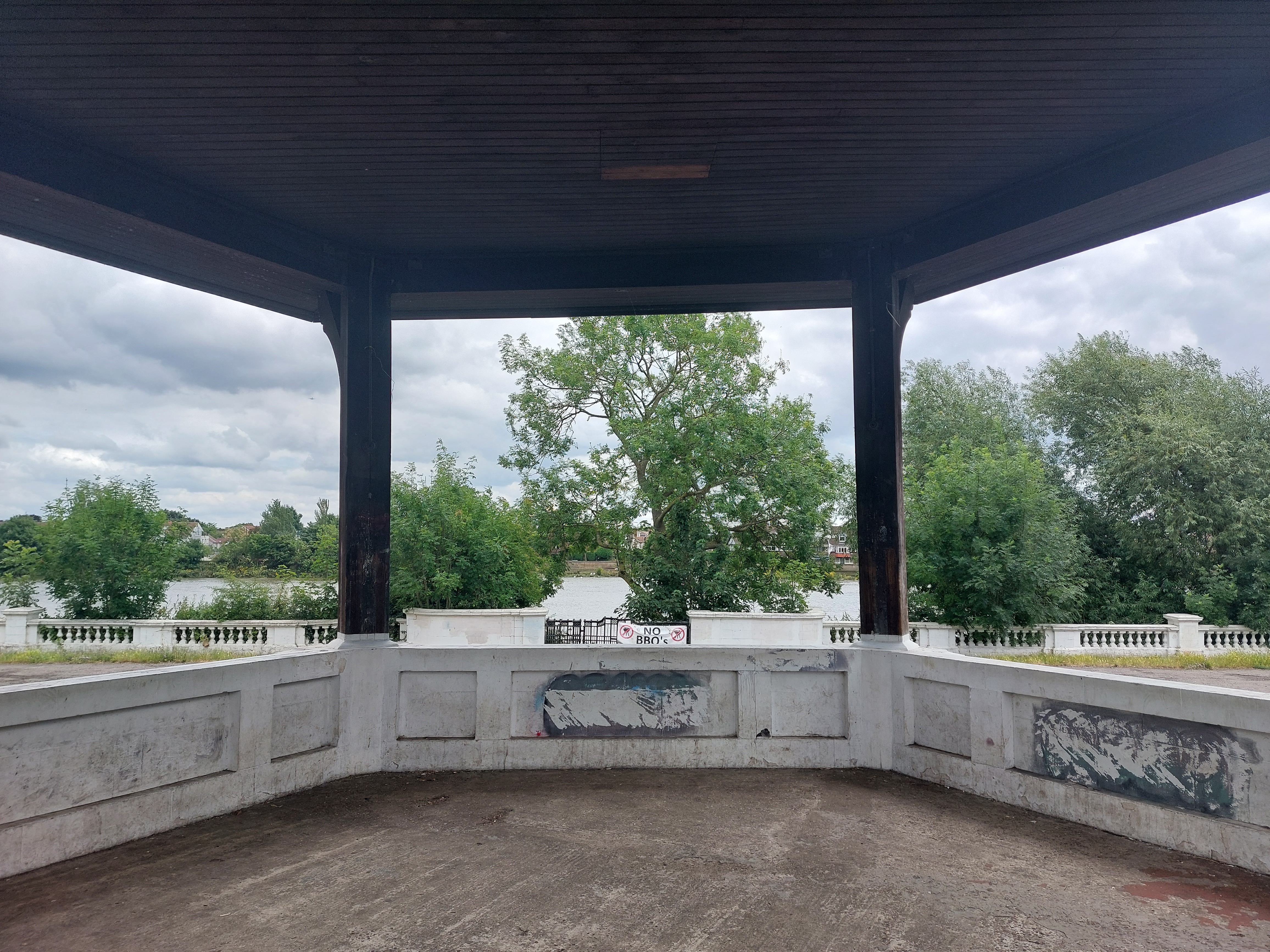 Locations Hub - Duke's Meadows
