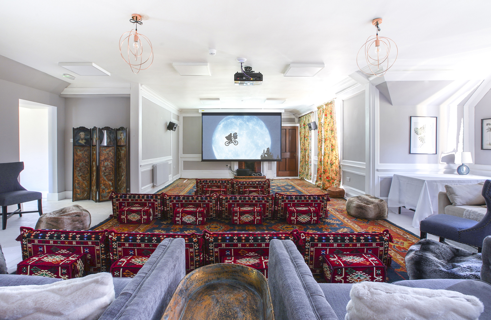 Locations Hub - Dunskey Estate