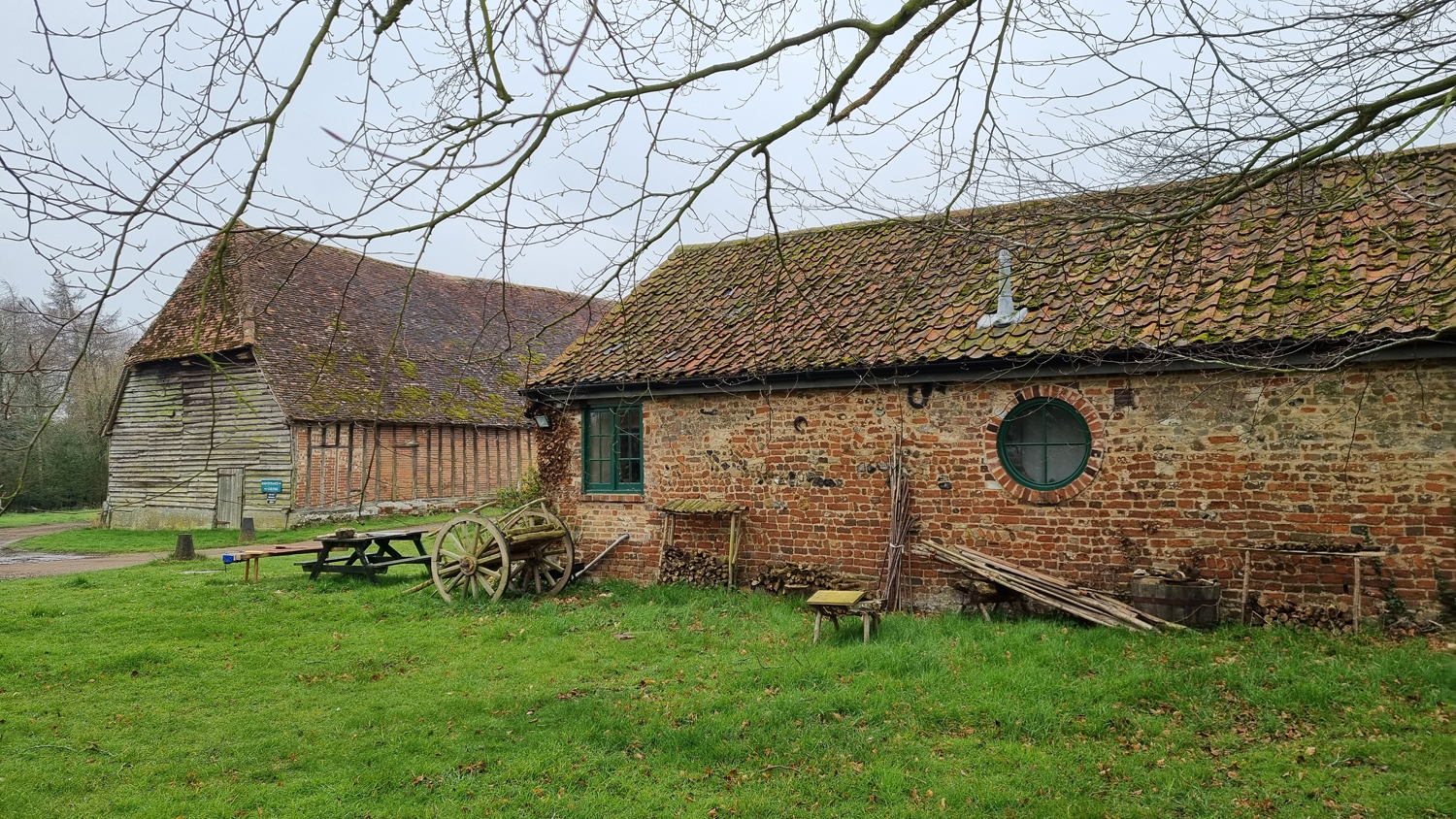 Locations Hub - Tudor Barn - Suffolk