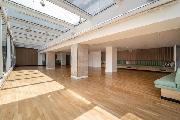 Locations Hub - Tower Bridge Cafe