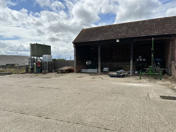 Locations Hub - Holyfield Hall Farm