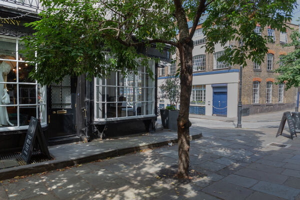 Locations Hub - Woburn Walk