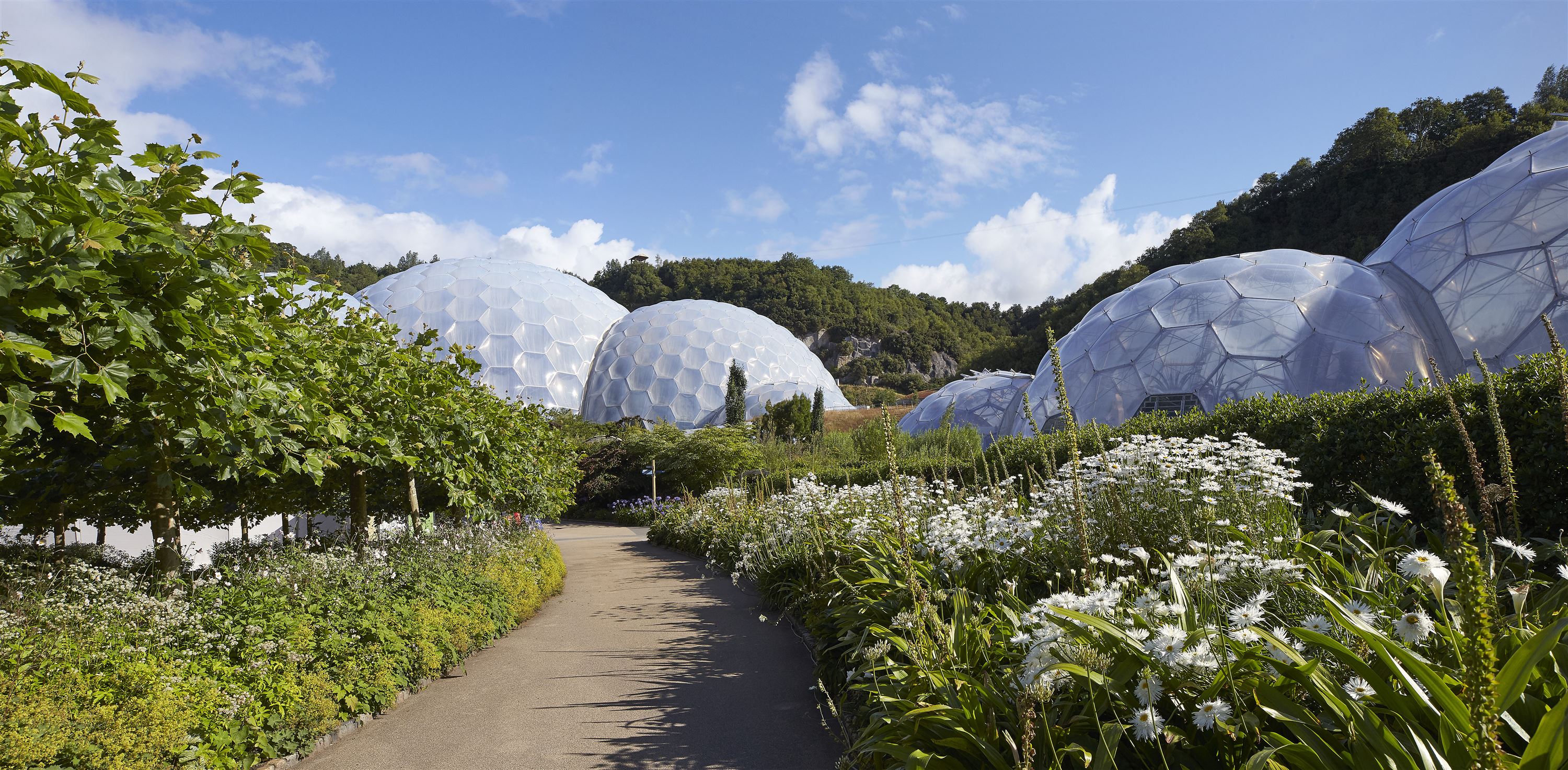 Locations Hub - The Eden Project