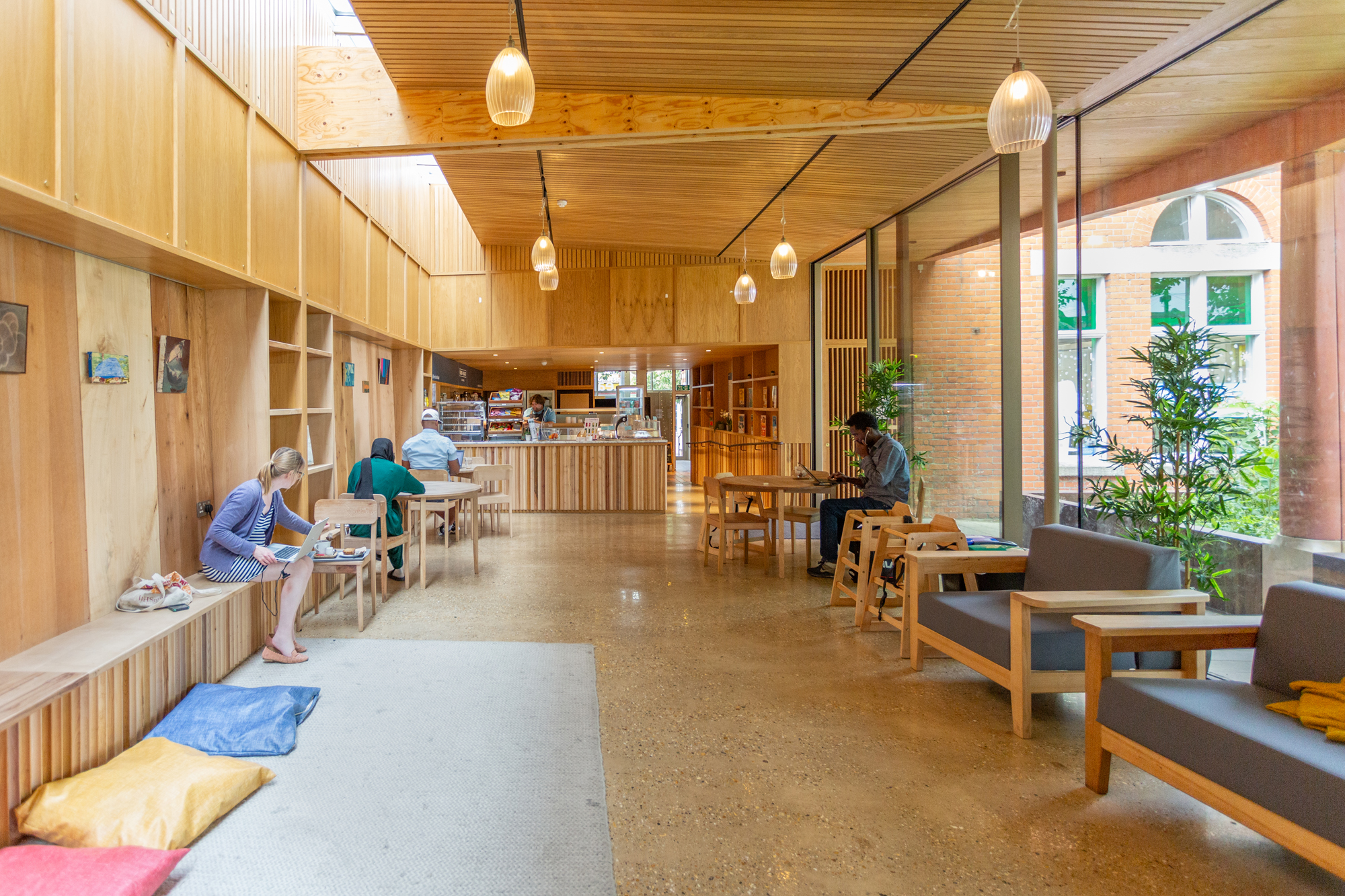 Locations Hub - Lea Bridge Library