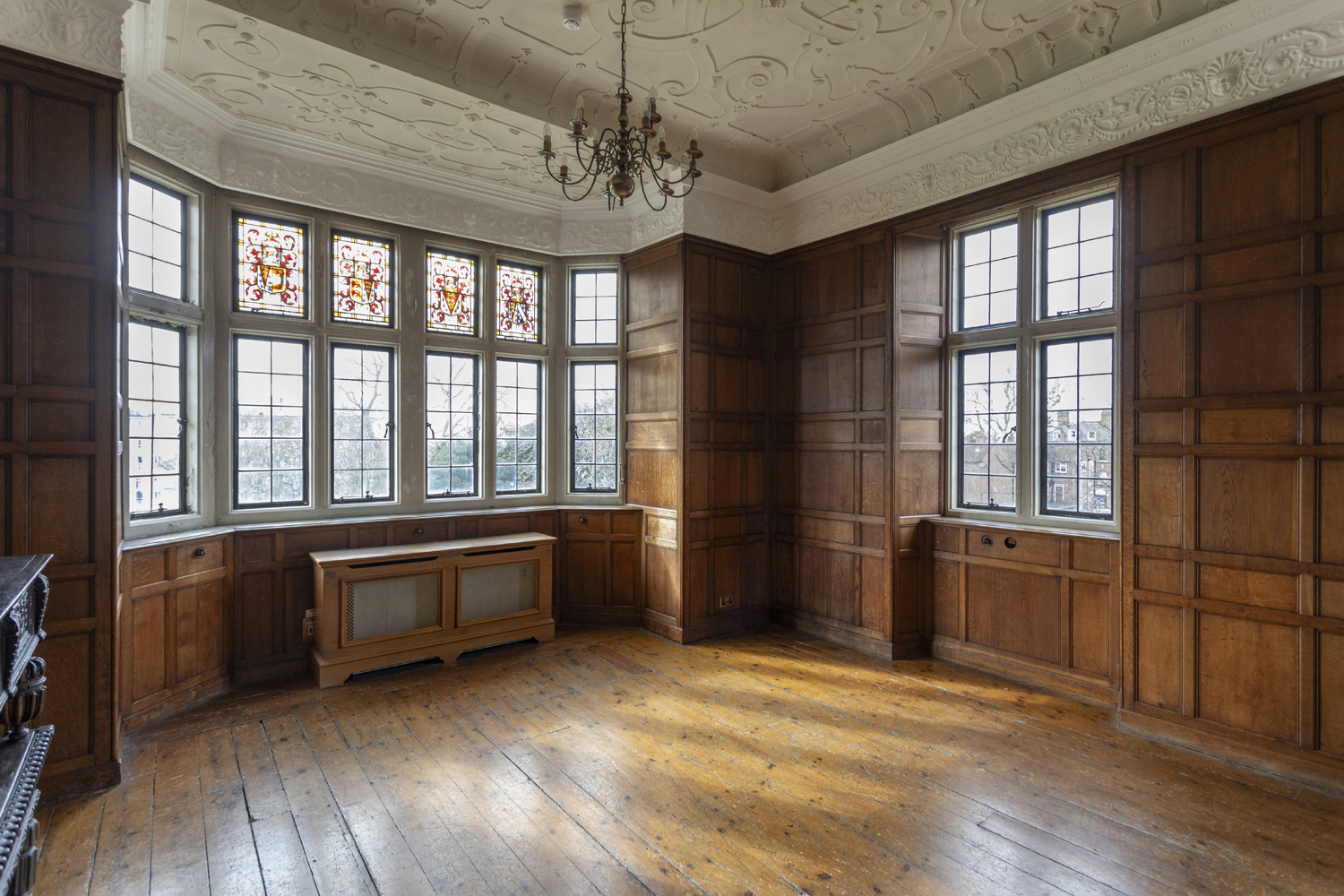 Locations Hub - Charlton House
