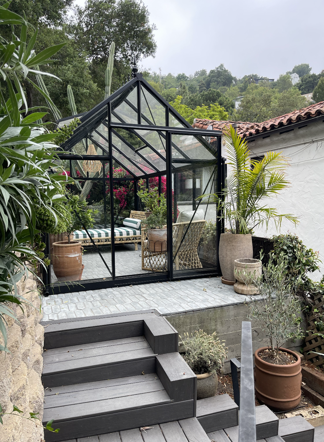 Locations Hub - Mediterranean/Santa Barbara style outdoor patio