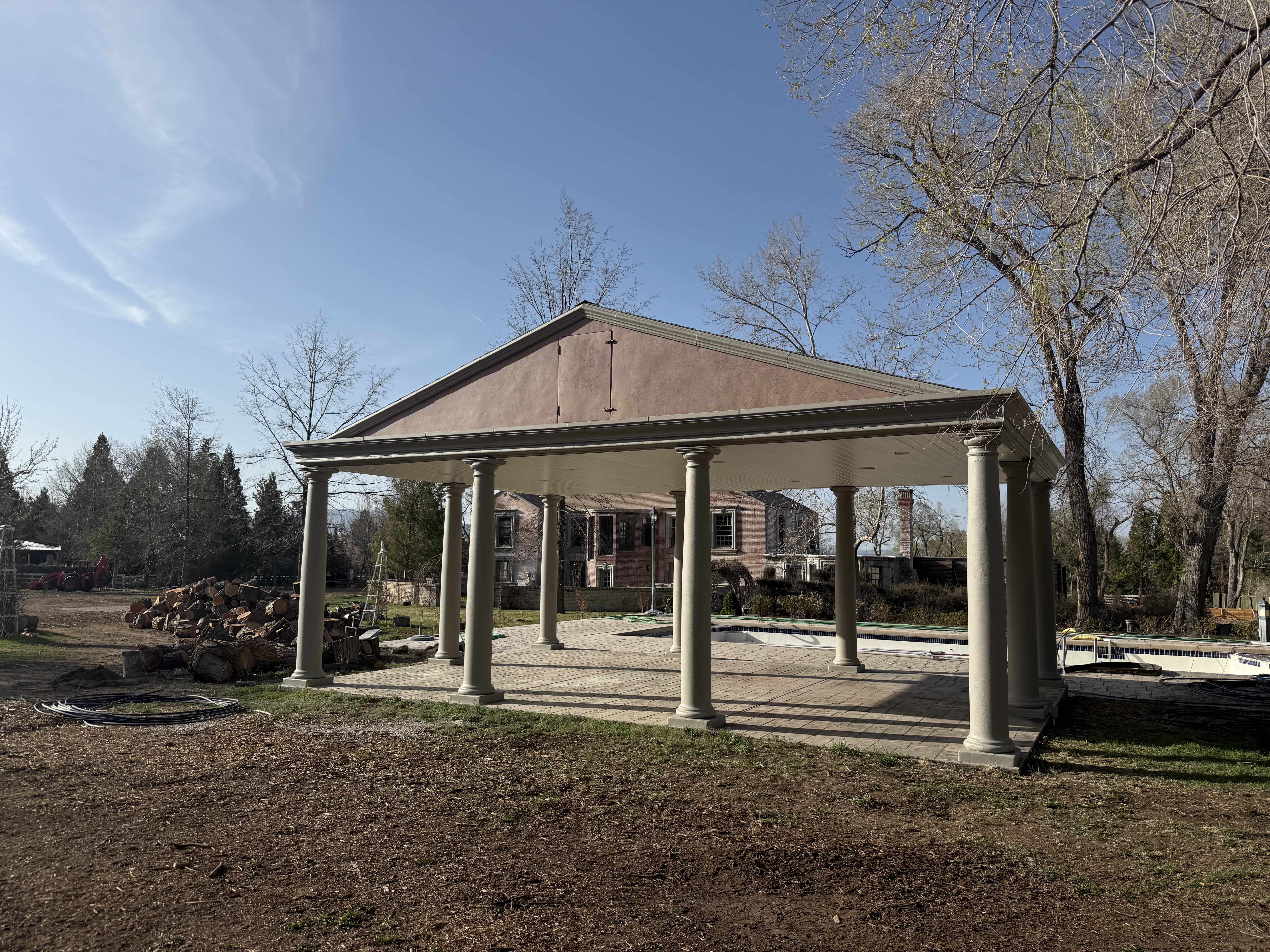 Locations Hub - The Caffrey Estate