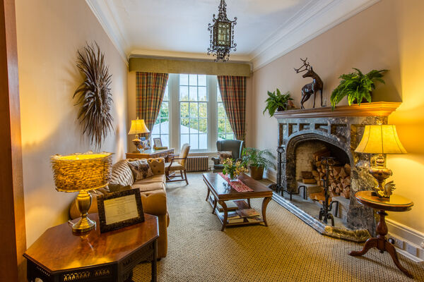 Locations Hub - RAEMOIR HOUSE, SCOTLAND