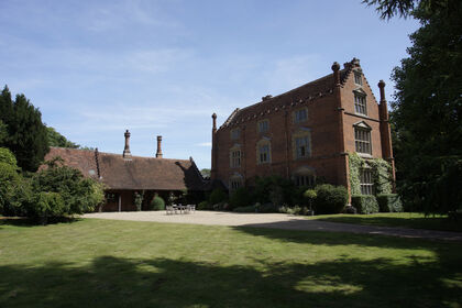 Locations Hub - Roos Hall