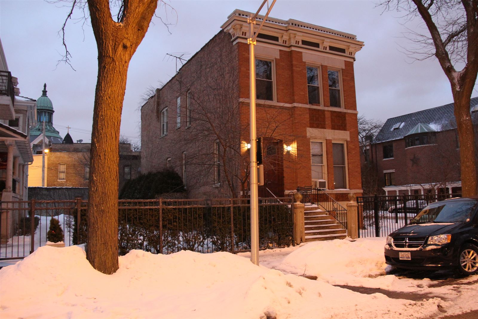 Locations Hub - 217 Middle Class House
