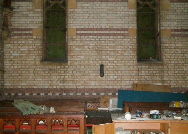 Locations Hub - Isleworth Cemetery