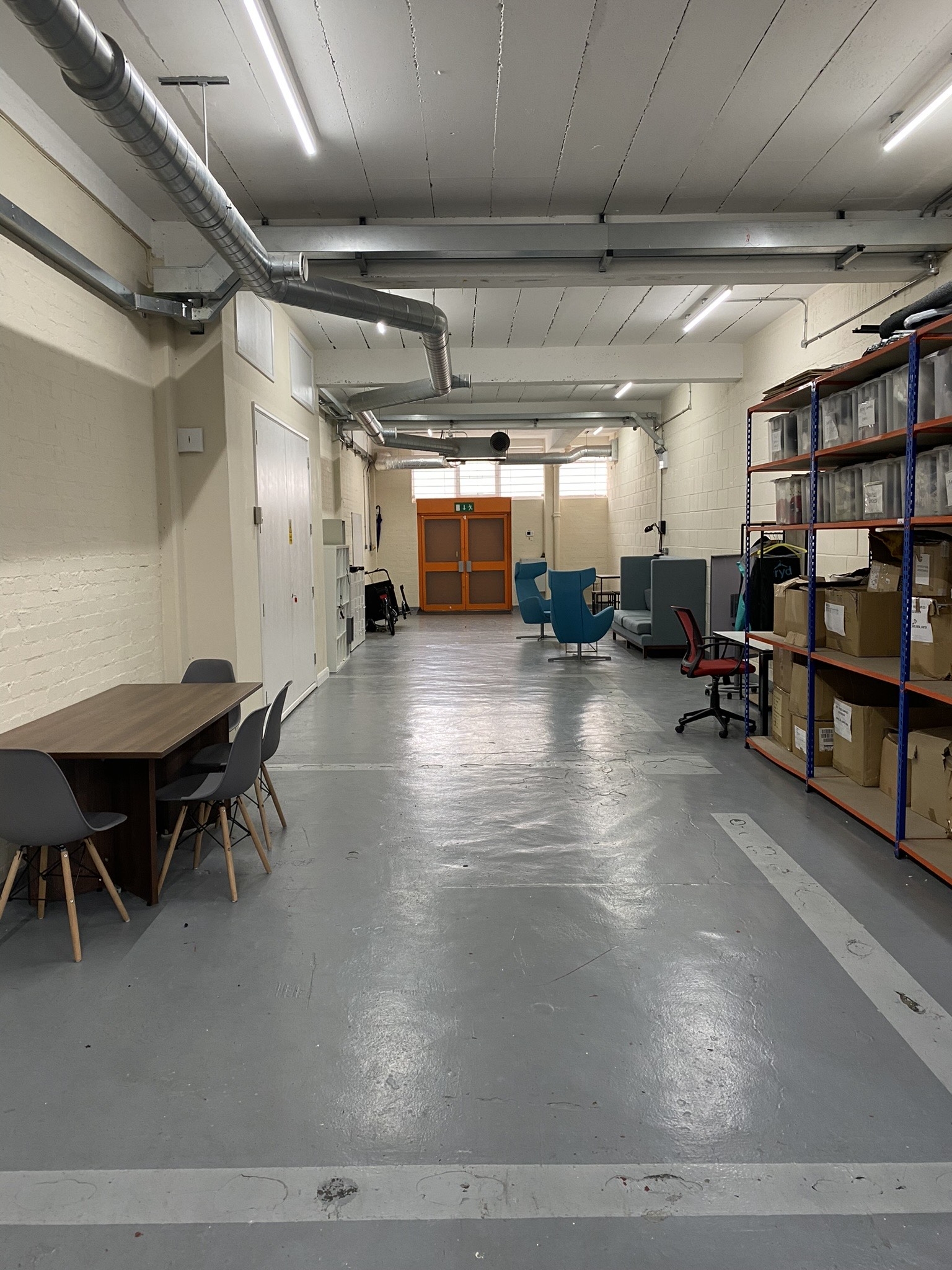 Locations Hub - Hackney Retro Office & Warehouse Space