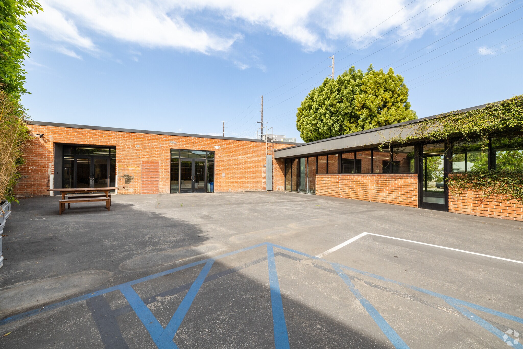 Locations Hub - Creative Office Space