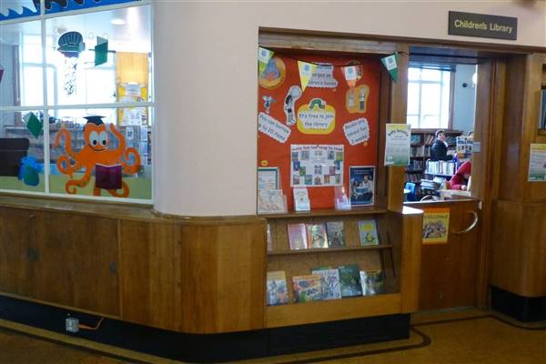 Locations Hub - New Malden Library