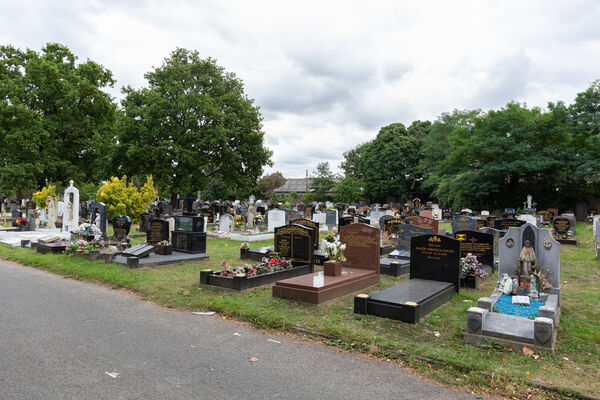 Locations Hub - Croydon Cemetery