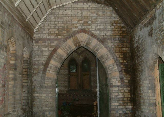 Locations Hub - Isleworth Cemetery
