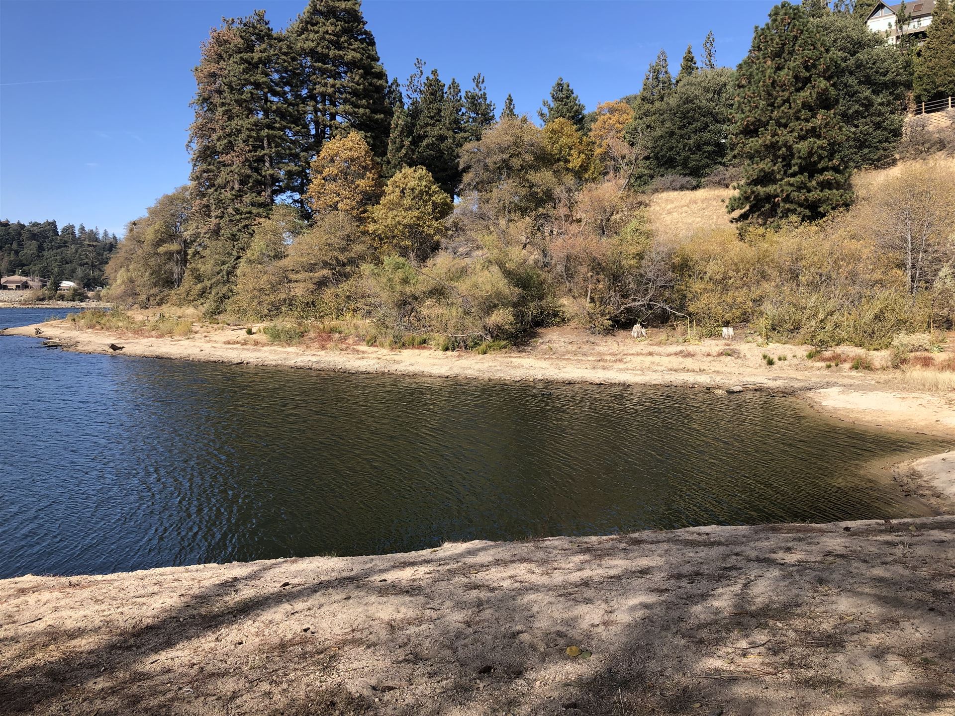 Locations Hub - Lake Gregory