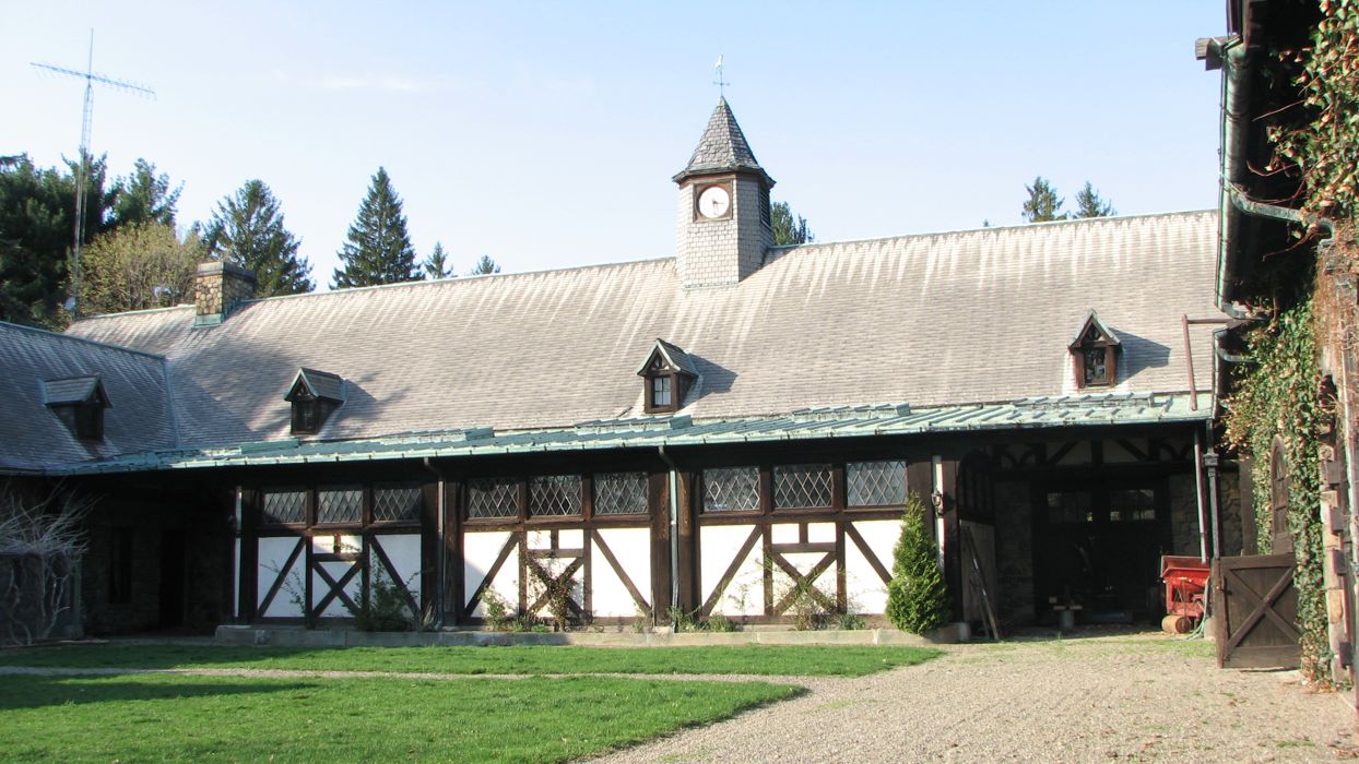 Locations Hub - SPECTACULAR 5,000 ACRE ESTATE