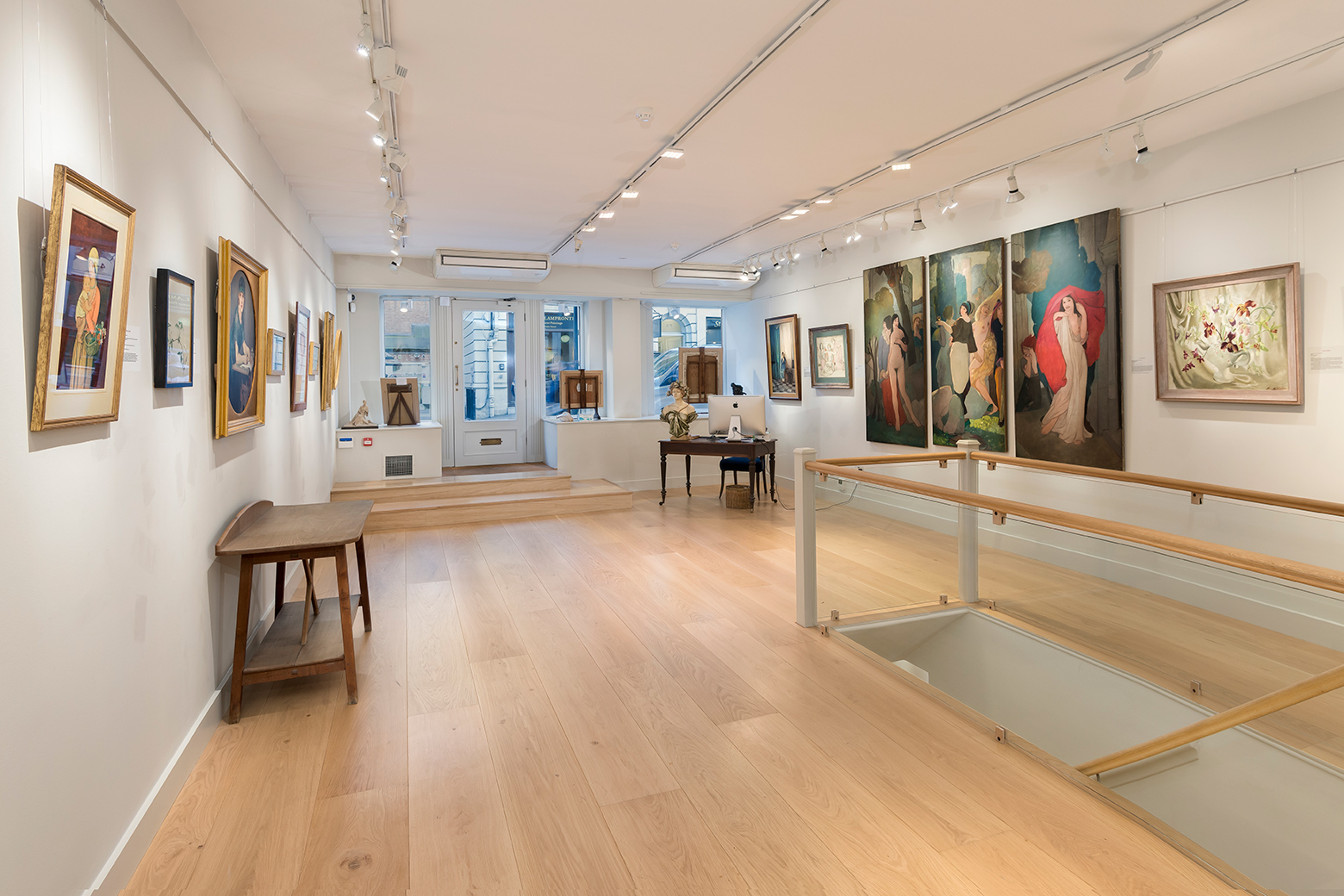 Locations Hub - Maas Gallery