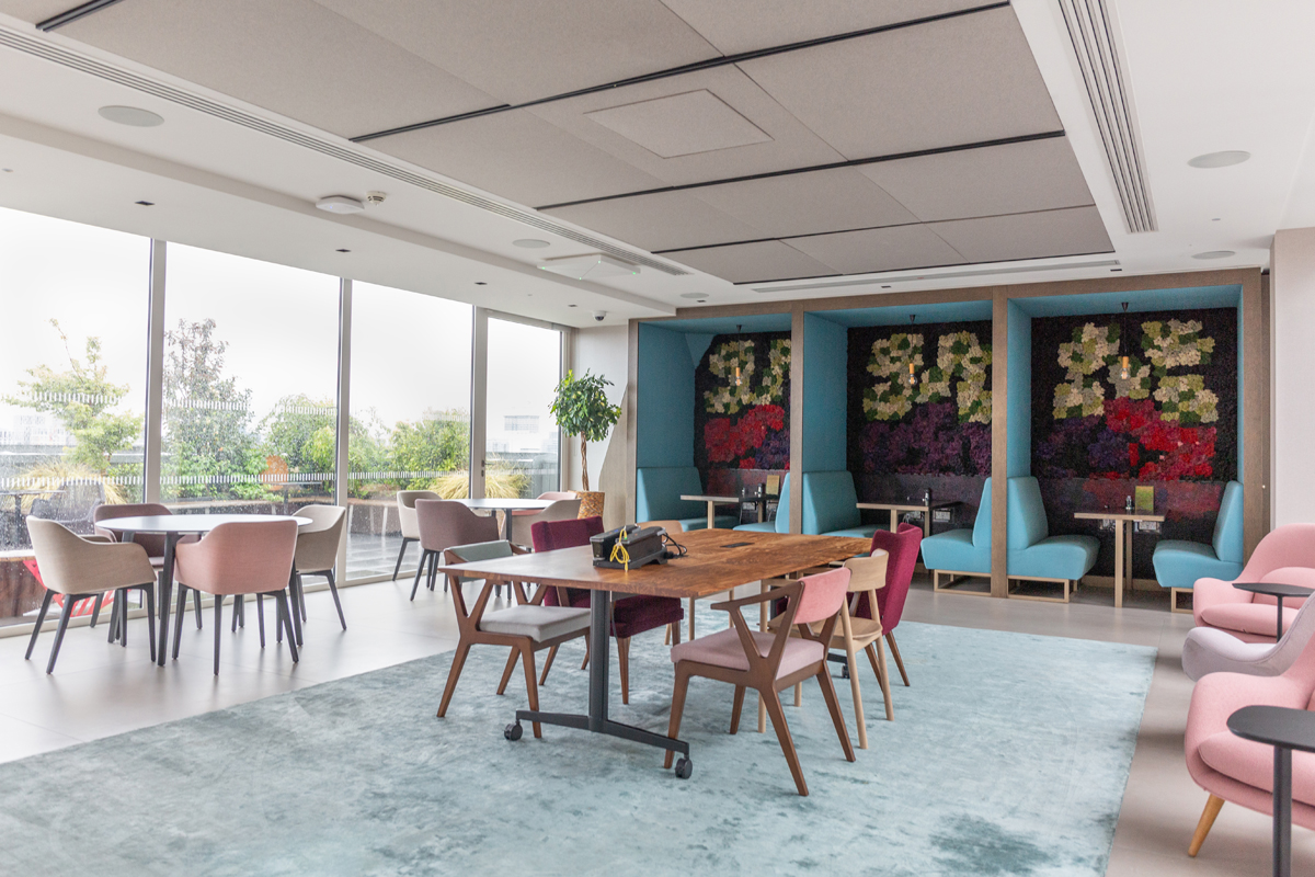 Locations Hub - Piccadilly Office Building