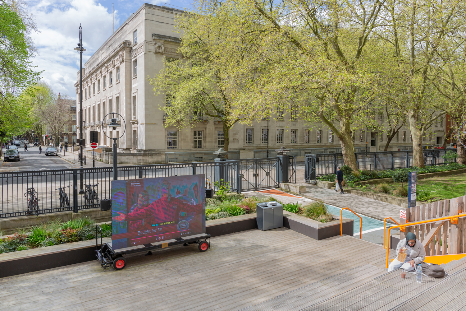 Locations Hub - Senate House - Exteriors