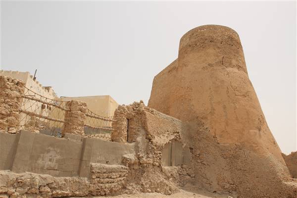 Locations Hub - Tarout Castle - قلعة تاروت