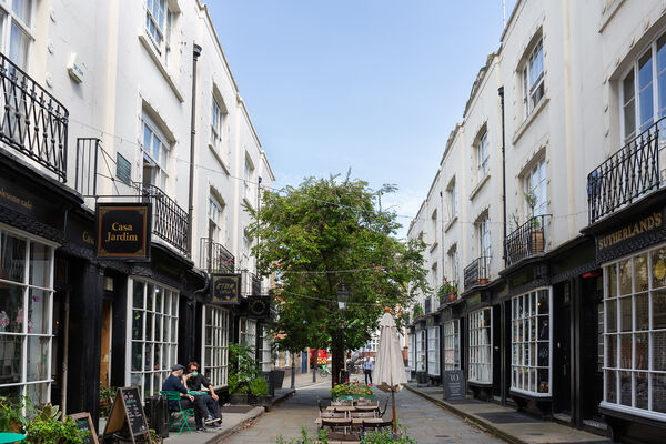 Locations Hub - Woburn Walk