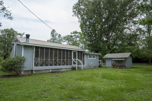 Locations Hub - 1930s Rural South Alabama Farmhouse