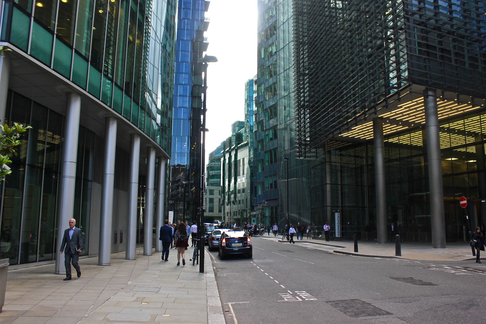 Locations Hub - Ropemaker Street