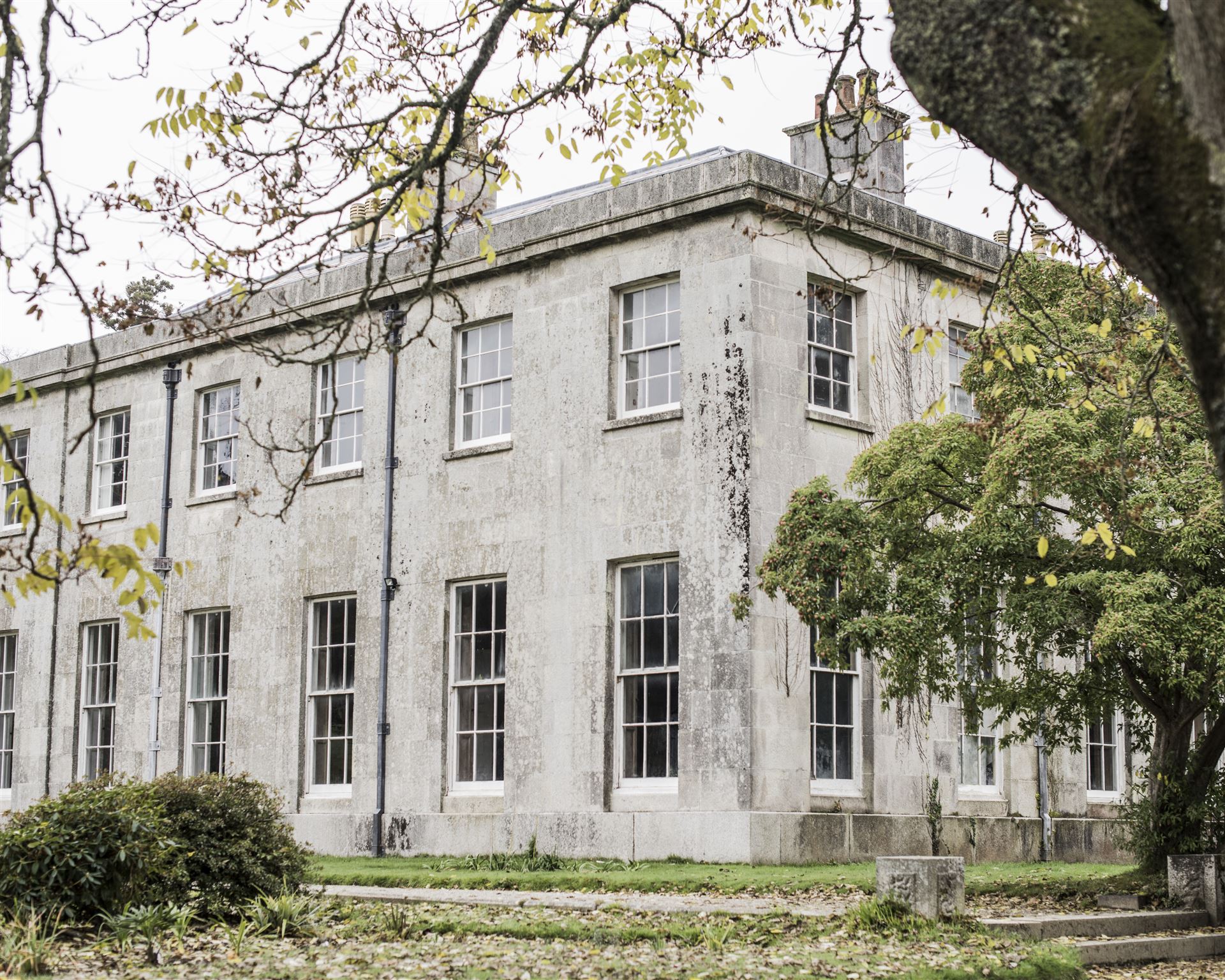 Locations Hub - Enys House