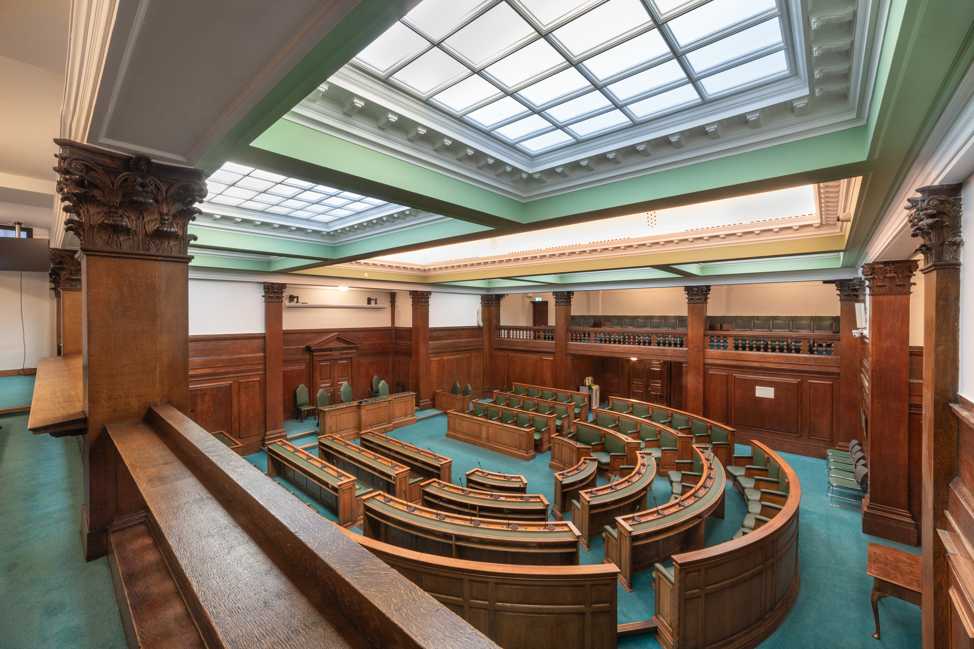 Locations Hub - Camden Town Hall - Council Chamber