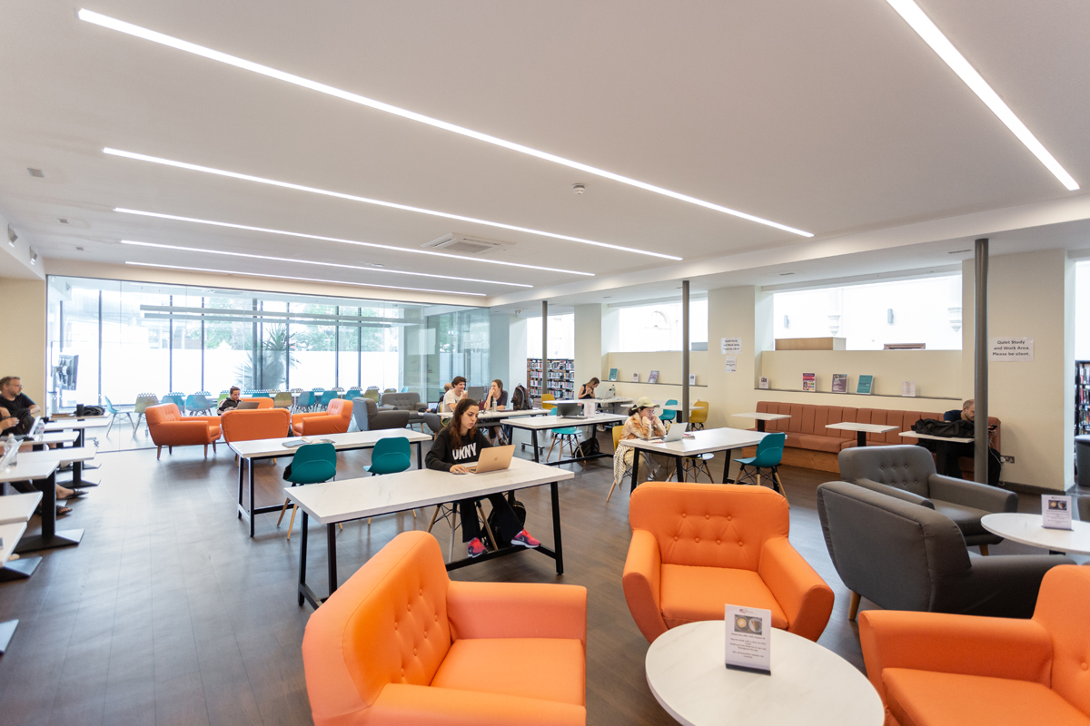 Locations Hub - Walthamstow Library